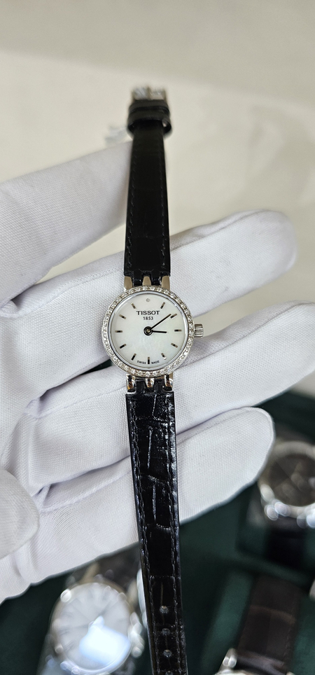 Женские Часы Tissot С бриллиантиками
