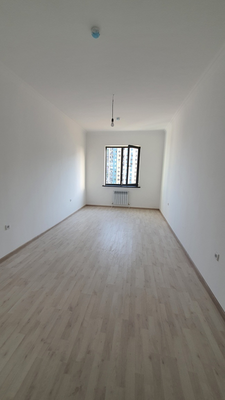 Янги-Дархон-2. Новостройка. 3 хона 7-этаж 80м².