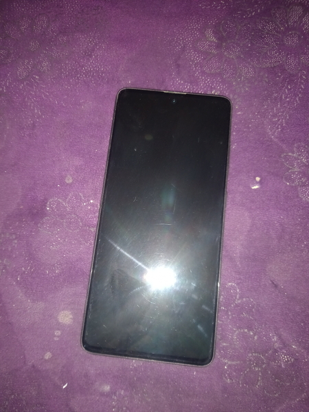 Samsung a51 sotiladi