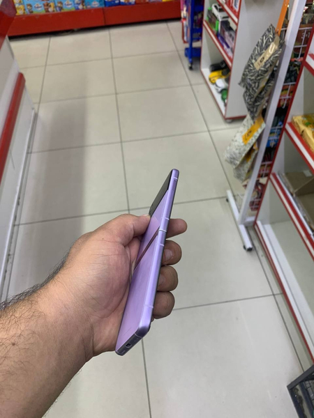 Samsung Z Flip 3  8/256gb