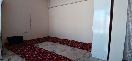 Oxangaronda srochna uy (hovli-joy) sotiladi.