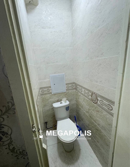 . 1в2 Продается Чиланзар 18 кв
