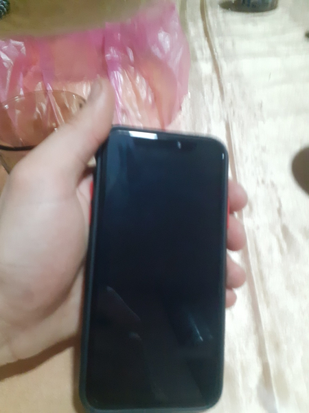 IPhone X 256 gb 100 yomkost usilinniy