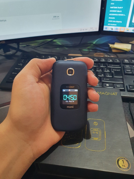 Moni Magnat, samsung gusto Самсунг густо