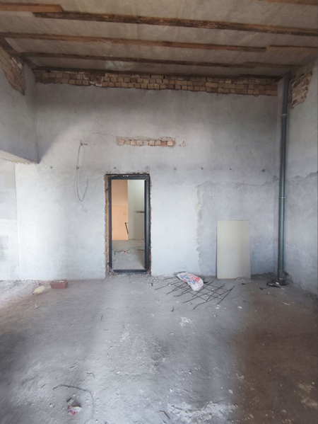 Продаётся 3х переделанная в 4х комнатная квартира.Авиасозлар.