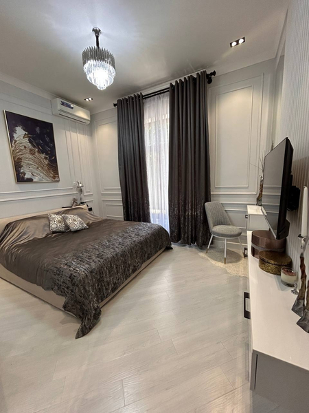 Срочно продается 3х ком. кв-ра в новостройке, ор-р: кафе Бибигон, 63м2