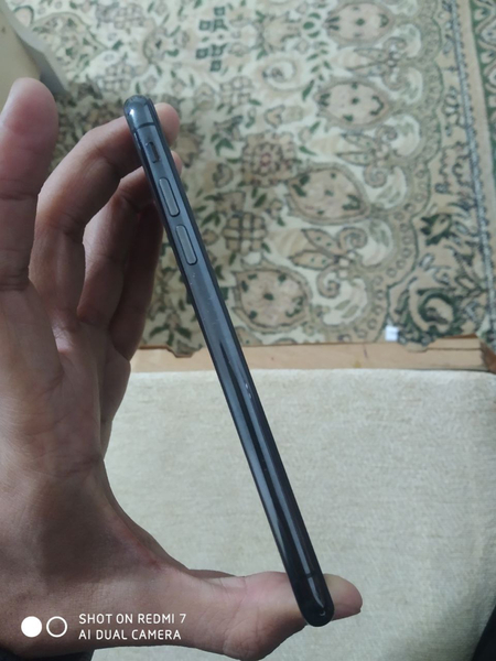 Iphone XS sotiladi srochna