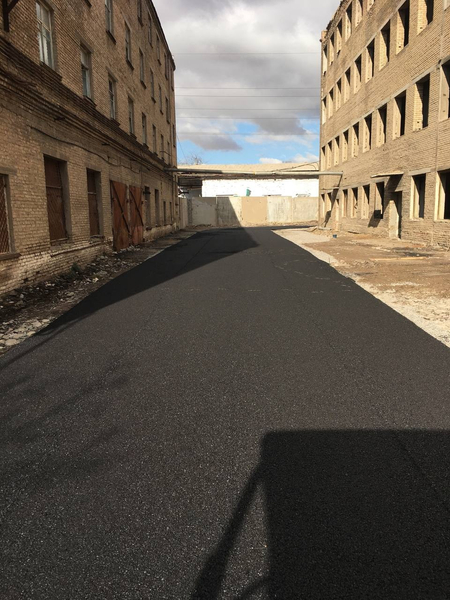Асфальтирование дорог. Асфальт.