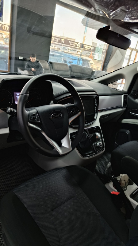 Jac M4 Miniven Aksiya
