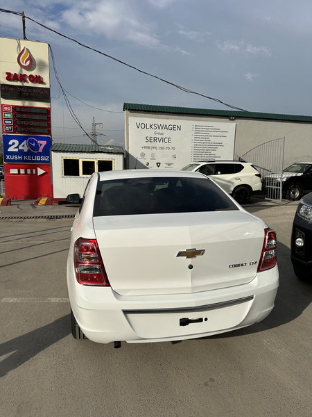 Chevrolet Cobalt avtomat  yengi 2024 full,  bez probeg