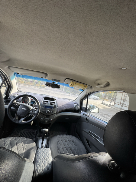 Spark 4-Evro A/t sotiladi