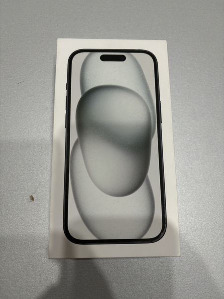 I phone 15 qora rangda 128 gb narxi 550$