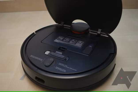 ПРОДАМ Робот-пылесос Xiaomi Mi Robot Vacuum-Mop P (EU Глобальная)