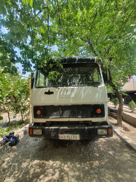 Грузовик сотилди