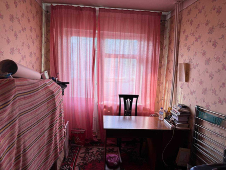 Юнусабад-18, без ремонта, 4/3/4 кирпич 77 серия, 90 м²=