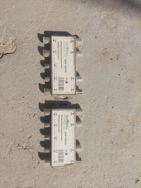 1х8 DiSEqC switch - GLOBAL серия GDS-708100 - т.е. 8.  Свич  8×1 .