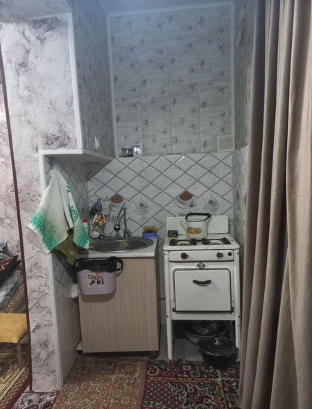 ID 1/0125
Юнусабад 2 квартал 1/4/4