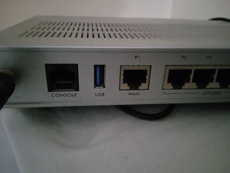 Модем ZyXEL ZyWALl usg 20 w (Тайван)