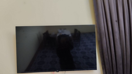 Volto led televizor 43 talik