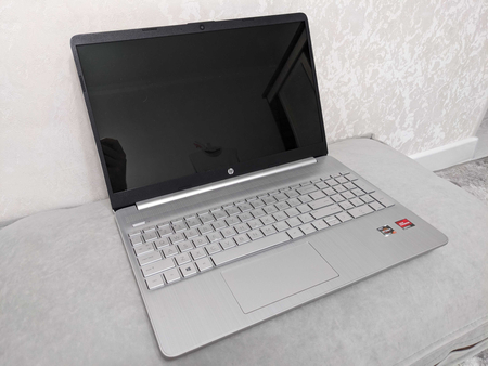 HP 15.6