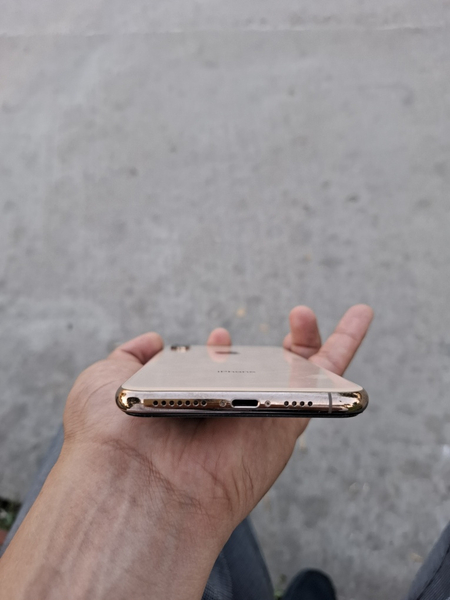 iPhone XS max 256G sotiladi xolati zo'r
