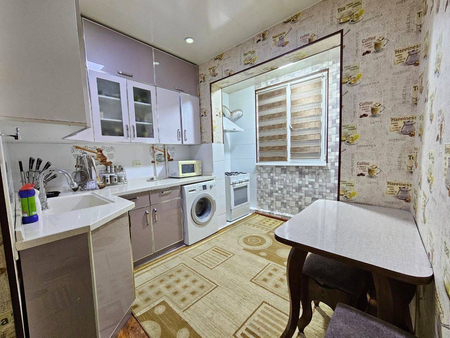 Квартира ЦЕНТР Ул. Саид Барака 3/4/4 \\nОрр-Сзади ГУВД корзинка Срочно