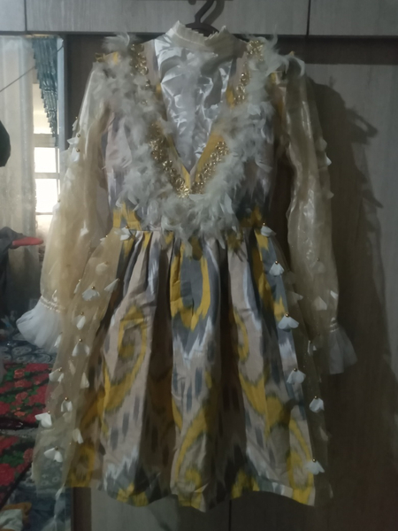 Kelinlar uchun adras koylak yangidek