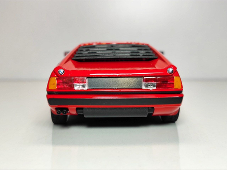 BMW M1 E26 1978 коллекционная масштабная модель - Доставка