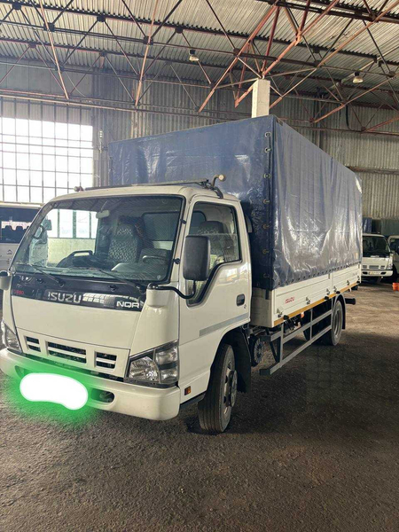Isuzu NQR (В распродаже грузовых транспортов)