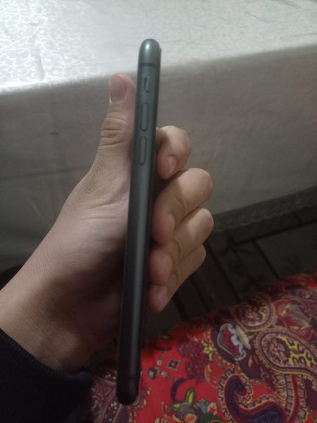 iphone 11 sotilad karopka dak yoq ayb yoq