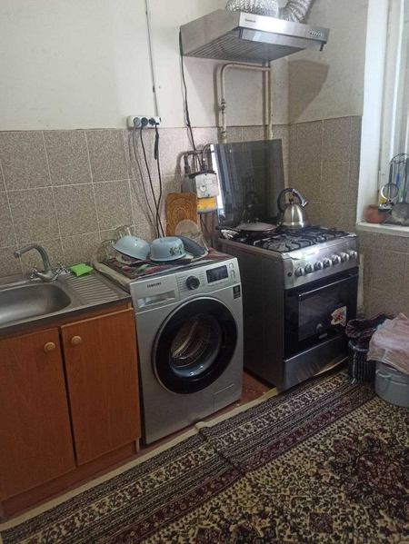 Продаётся 1х комн квартира на 3 этаже Ор-р Пиридастгир