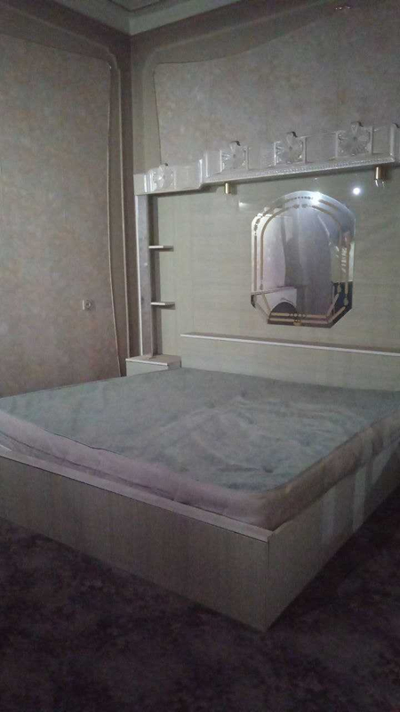 Качественный спальный гарнитур