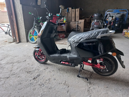 скутер Redline 80км/ч