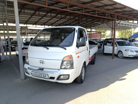 Hyundai porter 2