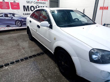 Ласетти 1.8 автомат сотилади