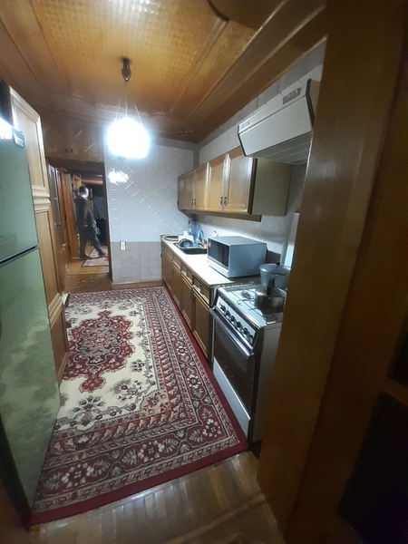 Дархан К. Ниязова 4/5/6 (лифт)