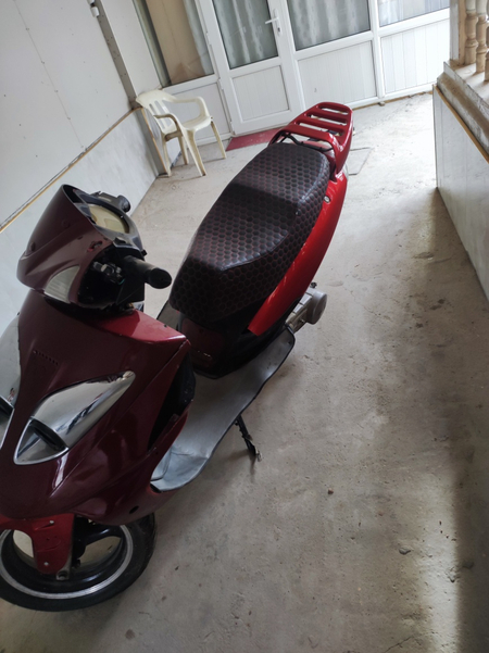 Sukuter benzin 150kub