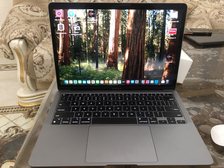 Продается Mac Book Air 13-inch With Apple M1 . 8 GB. 256 GB. SSD