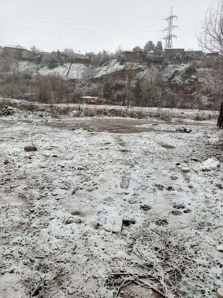 Чарвак участок 4 сотки + 4 до речки Угам