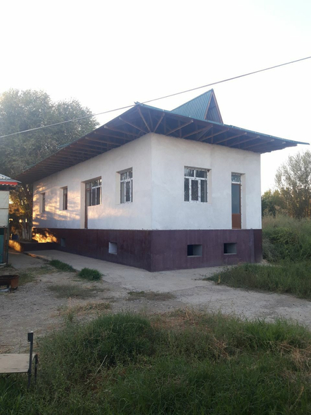 Choyxona sotiladi