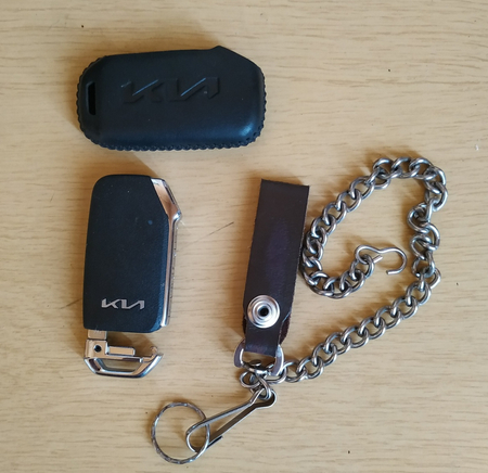 Оригинальный смарт- пульт KIA .