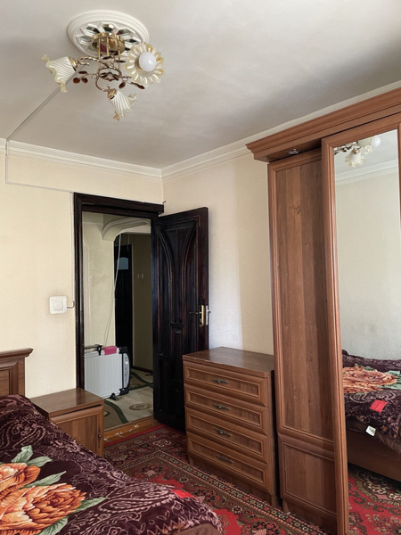 Квартира, Фархадский рынок