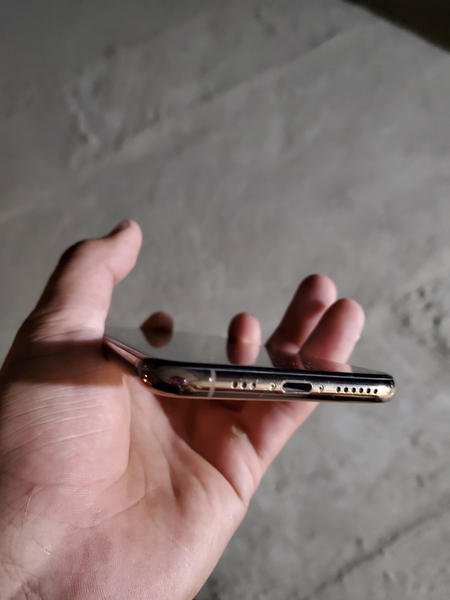 Iphone xs srocna