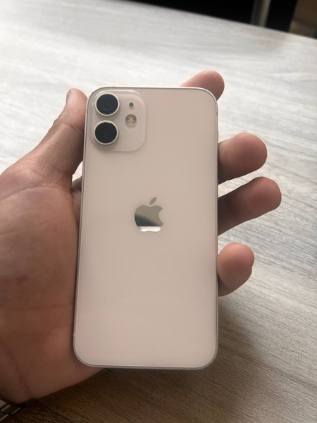 Iphone 12 mini ideal