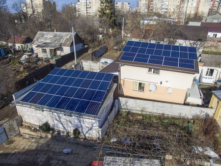 Куёш панеллар у́рнатиш 