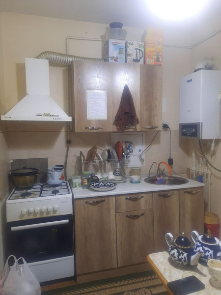 Продаётся 3 комнатная квартира 6 этаже 7 этажном доме на Янгиюле