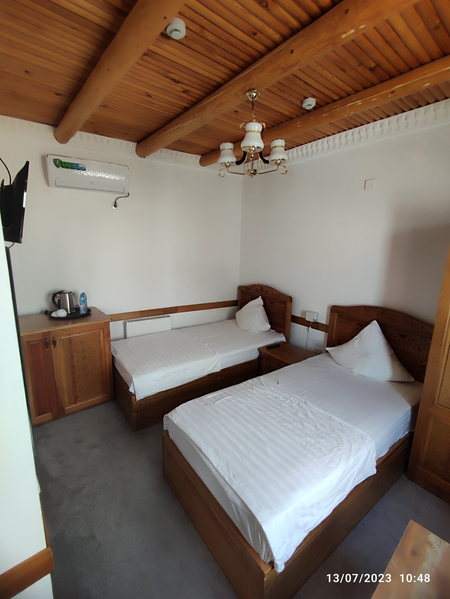 Munis Hotel  Labi hovuz