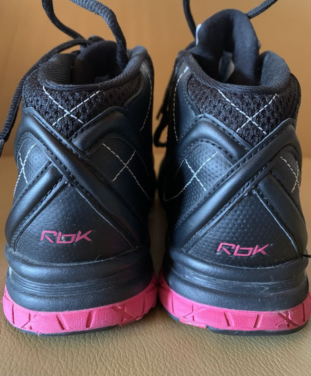 Кроссовки «REEBOK» 38,5-размера