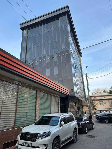 Продается здание в центре города под Бизнес центр Ng9134