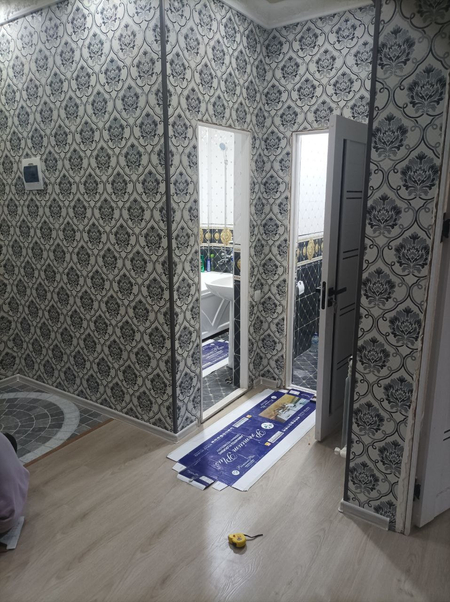 Sergeli moshina bozor oldida. Star house 2 xona